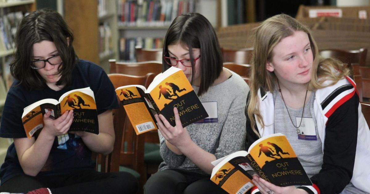 Young poet inspired by author program | Arts & Living | mdislander.com