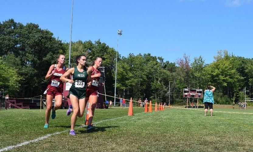 Tia Tardy leads pack in X-country opener | Cross-Country | mdislander.com