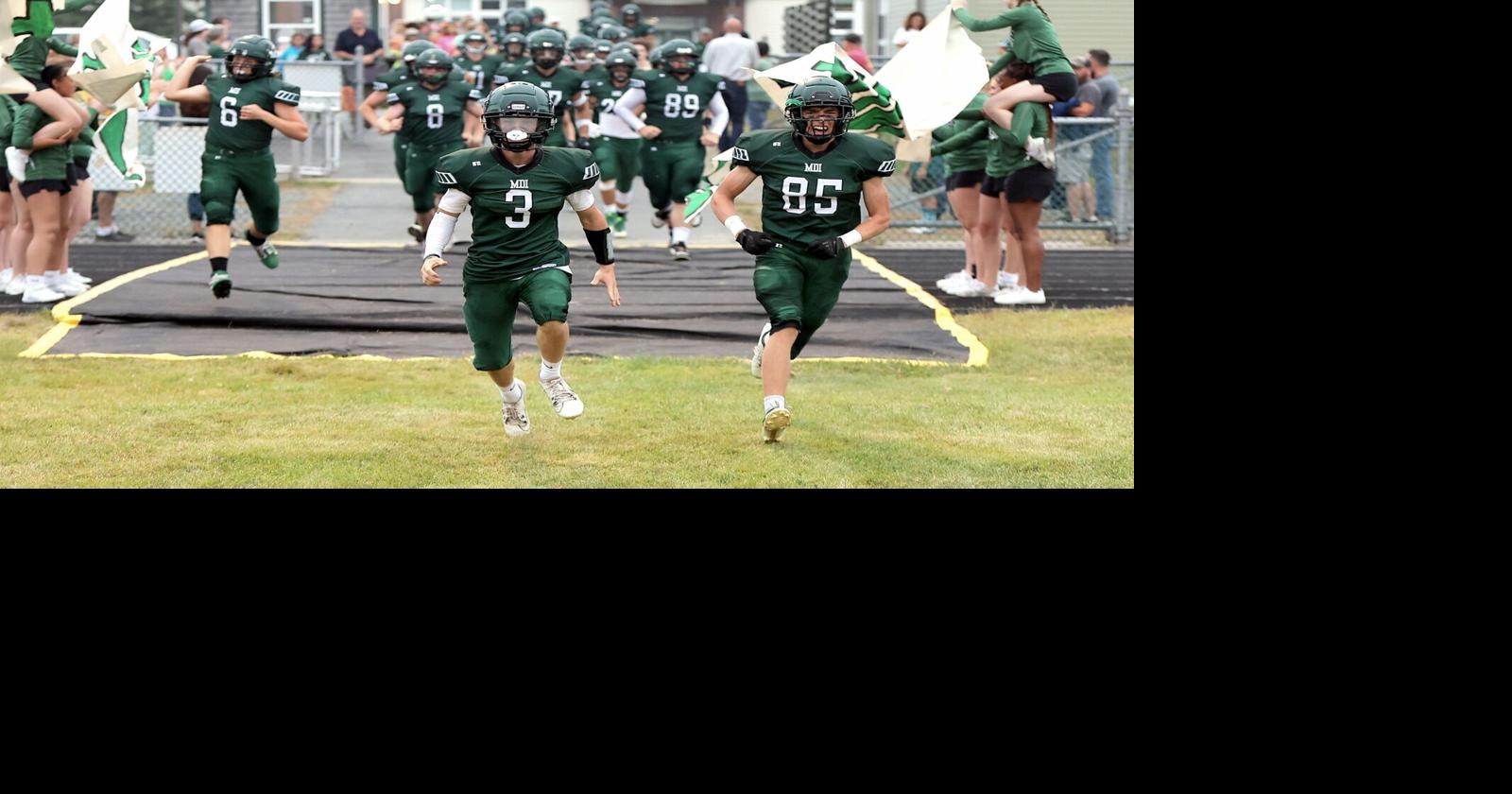 MDI football team cruises past Lake Region | Football | mdislander.com