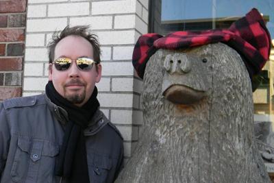 Jamie Pearson to play Black Friar | Arts & Living | mdislander.com