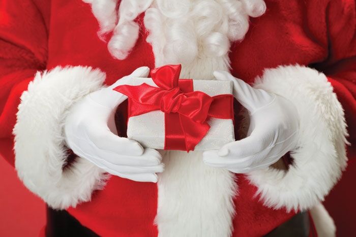Santa, sales set for Friday | News | mdislander.com