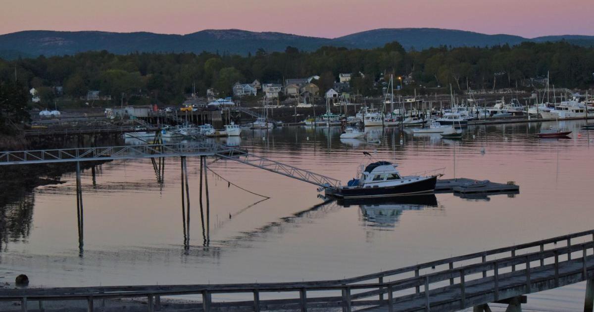 Harbor fees to go before town | News | mdislander.com