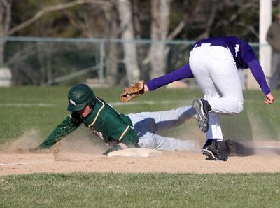 Trojans split double-header | Baseball | mdislander.com