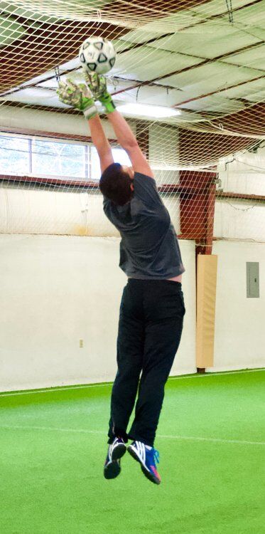 Goalkeeping school | Soccer | mdislander.com