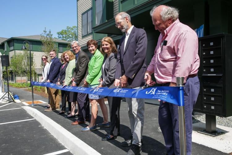 JAX cuts ribbon on new employee housing | News | mdislander.com