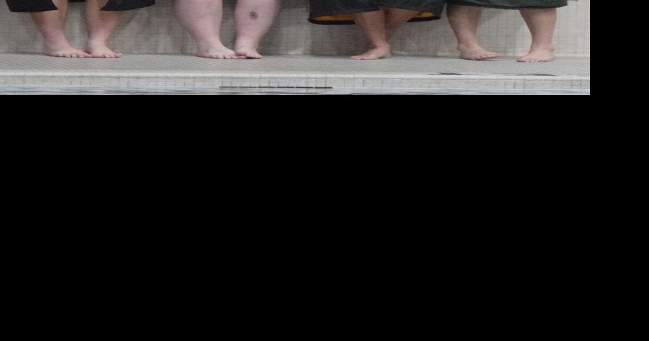 MDI 2023-24 dive team | | mdislander.com