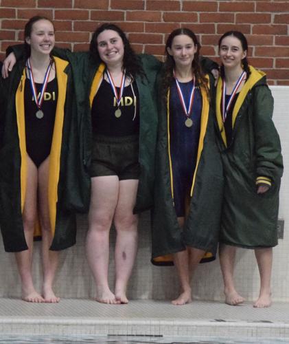MDI 2023-24 dive team | | mdislander.com
