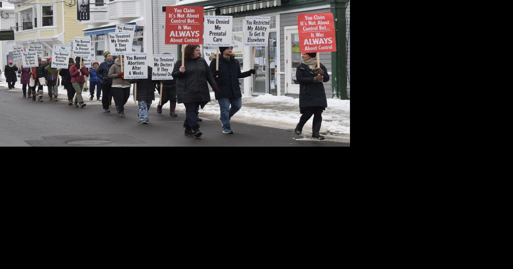March held on 50th anniversary of Roe v. Wade | News | mdislander.com