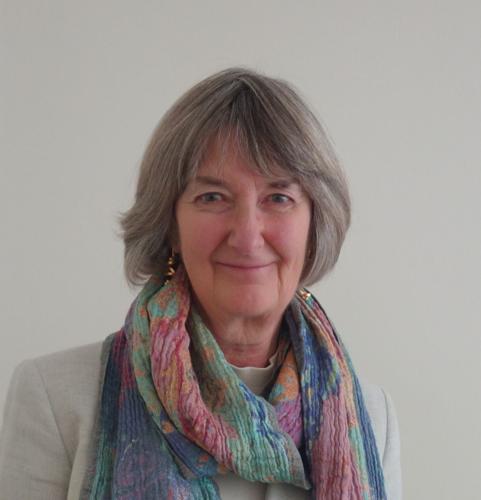 Local author ends 'Sea Glass' trilogy | Arts & Living | mdislander.com