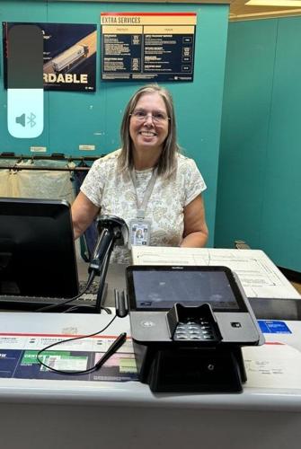 Married postmaster pair to retire together | News | mdislander.com