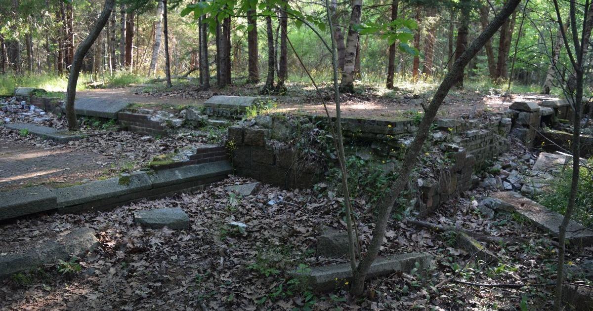 Virtual tour enhances visit to Dorr estate | News | mdislander.com