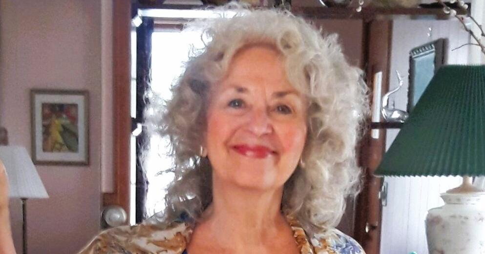 Classical singer reads poetry from new book at local library ...