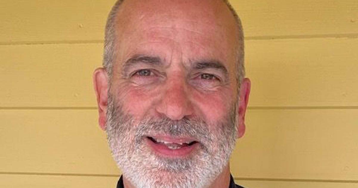 Eric Hann: an odd path to operations manager | Education | mdislander.com