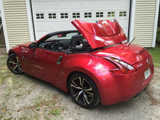 On the Road Review: Nissan 370Z Roadster | Nature | mdislander.com