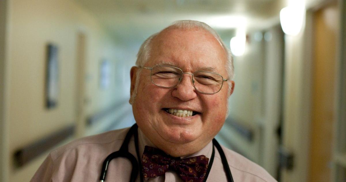 Beloved doctor to retire | Health | mdislander.com