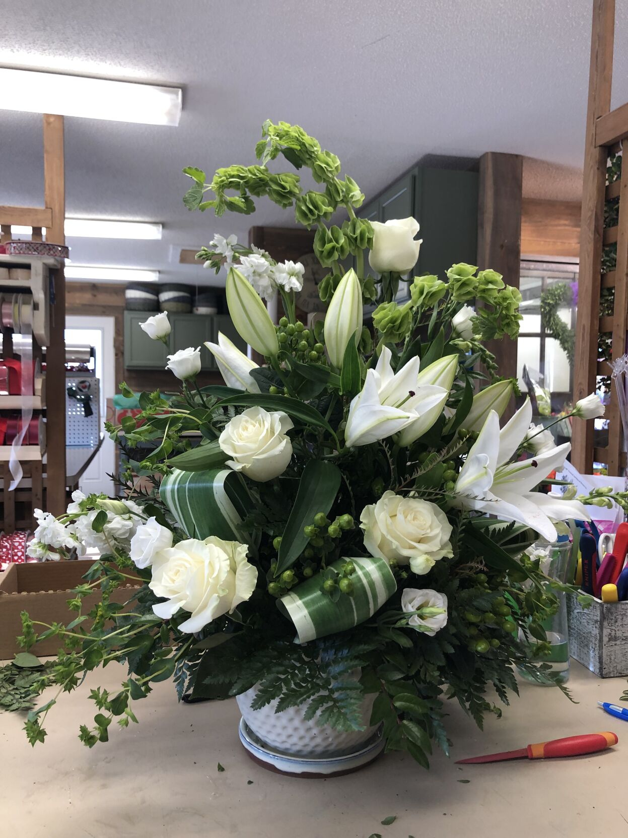 Local florist labors for love on Valentine's Day | Business ...