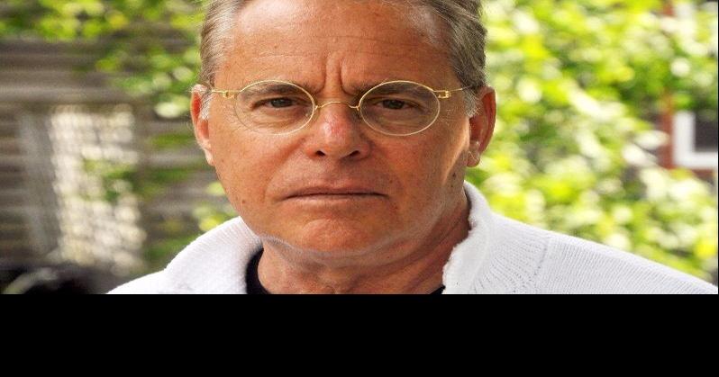 Burt to read newly published poetry | Arts & Living | mdislander.com