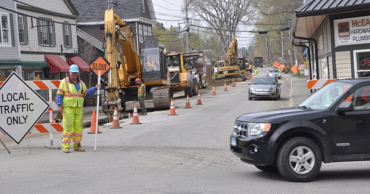 Sidewalk process slogged by state | News | mdislander.com