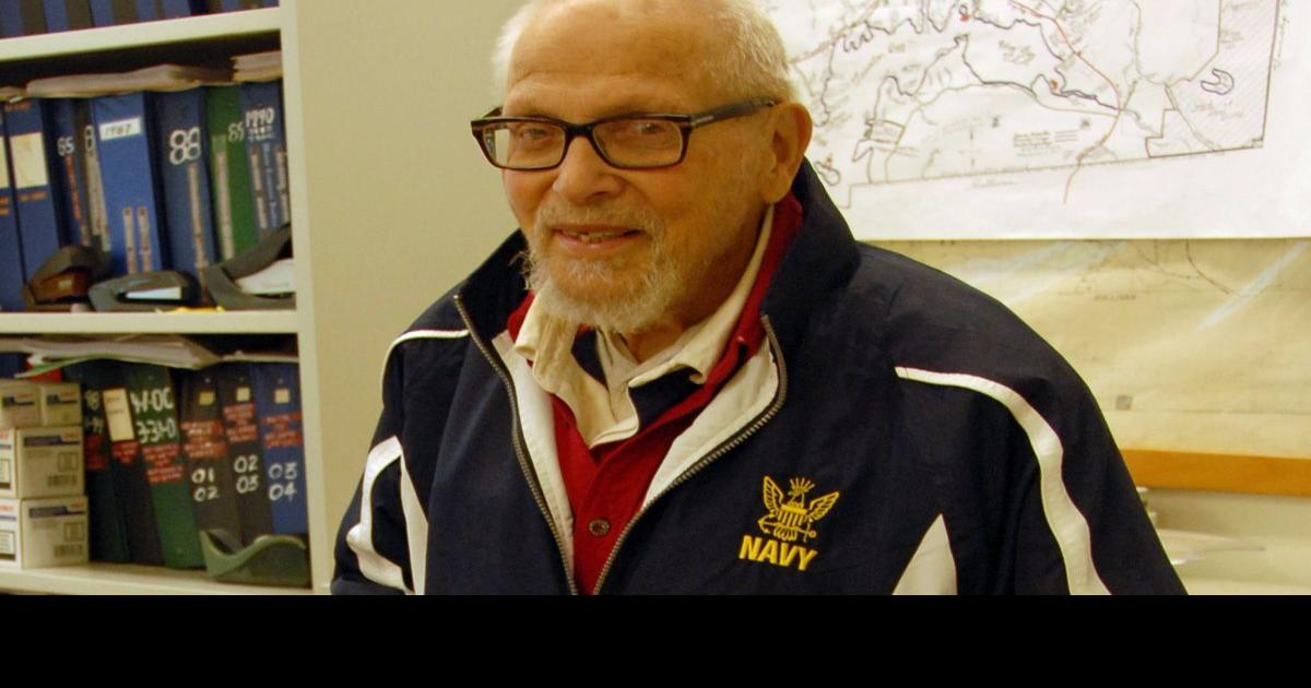 Ex-sailor Bruce Carter happy a fixture in his homeport | Archives ...