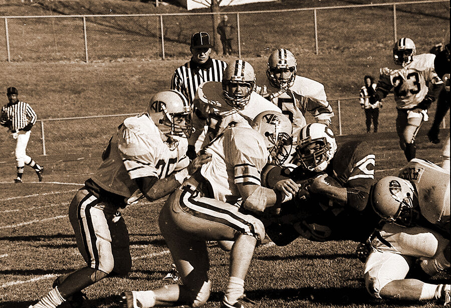 COLLEGE FOOTBALL: Allegheny Gators set standard with 1990 D-III ...