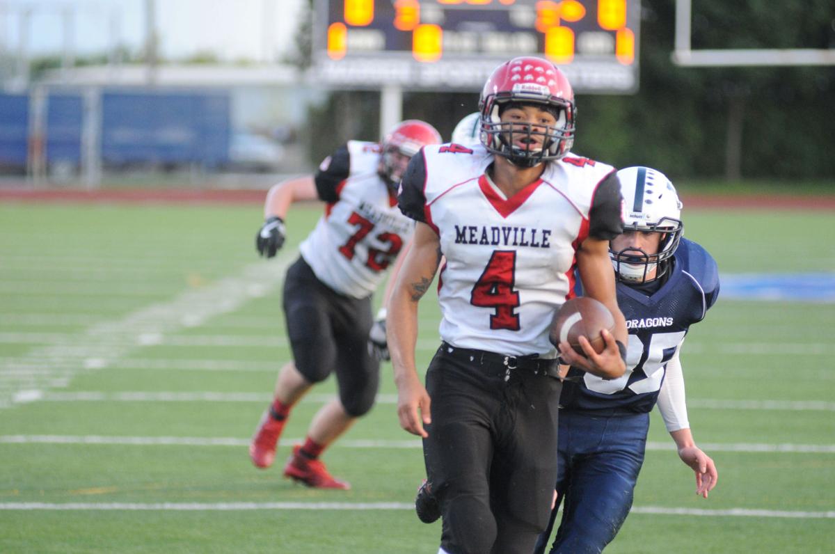 H.S. FOOTBALL: Bulldogs roll past Dragons | Local Sports ...