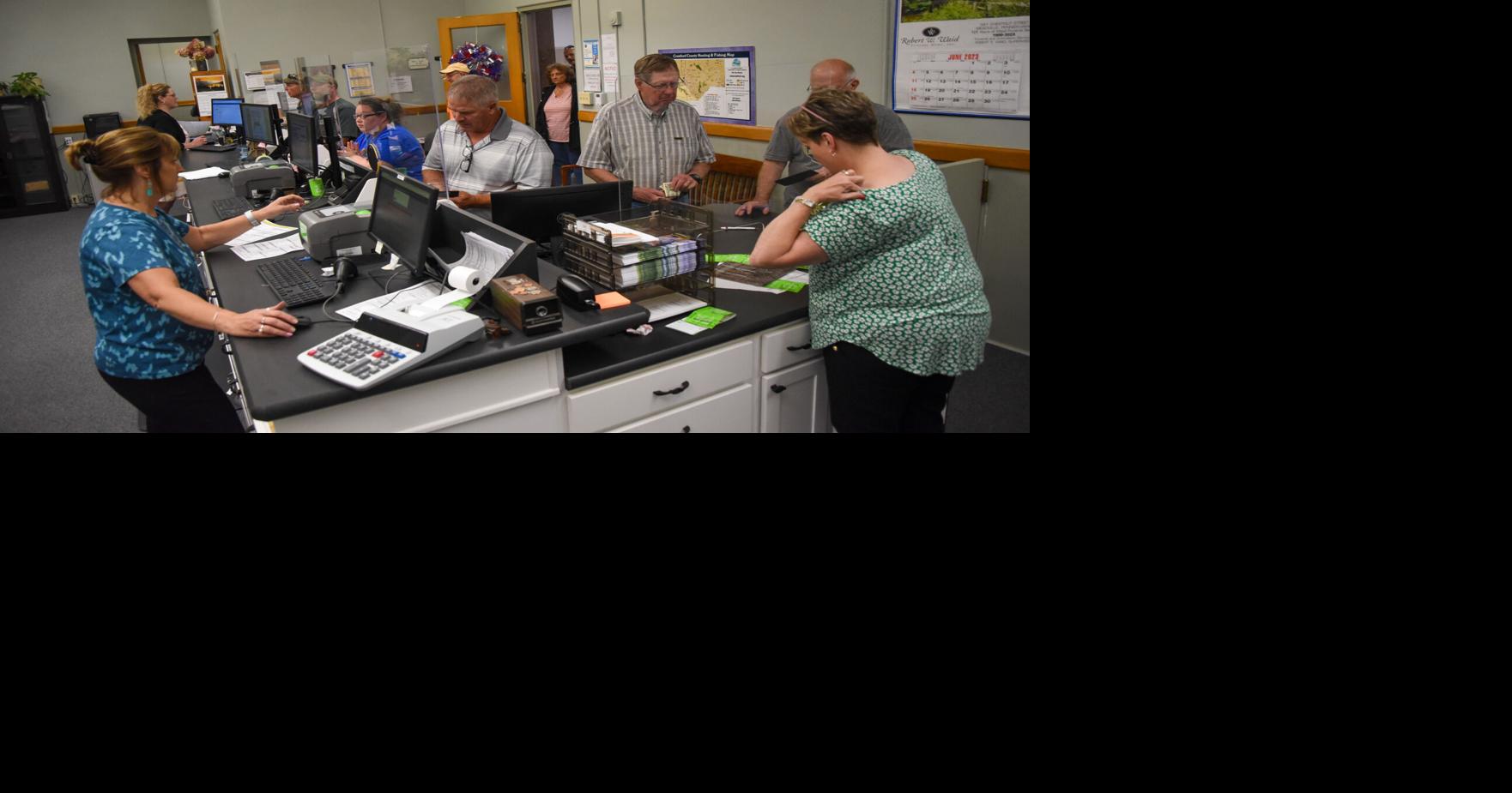 New hunting license system makes for 'kind of crazy' morning | News ...