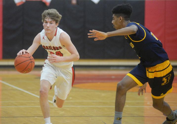 HIGH SCHOOL ROUNDUP: It’s 32 for No. 32 as Hoover leads Devils to win ...