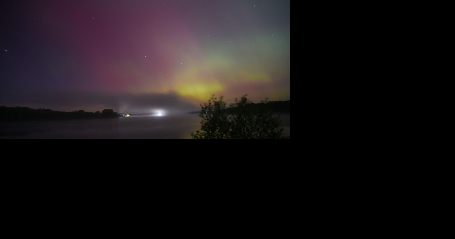 SLIDESHOW: Northern Lights Above Woodcock Lake | Multimedia ...