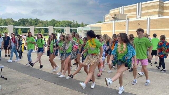 Brunswick High School Program LINKs Students Together | Beat Reporters ...