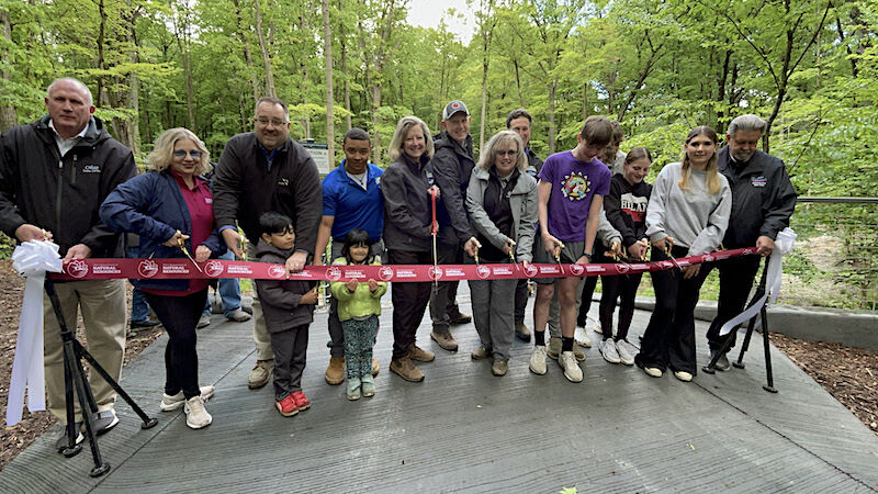 Summer Ohio Events: ODNR Celebrates Opening of New Glass Walkway at ...
