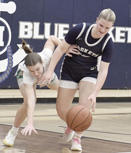 Wolverines take down Bluejacket girls 5 | Sports | mesabitribune.com