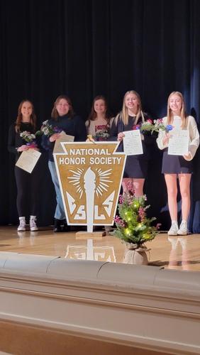 Chisholm students honored | Community | mesabitribune.com