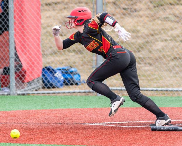 Mariners take it to Rangers early, 12-1 | Sports | mesabitribune.com