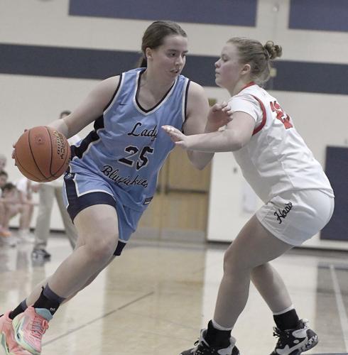 East hangs on to beat Bluejackets | Sports | mesabitribune.com