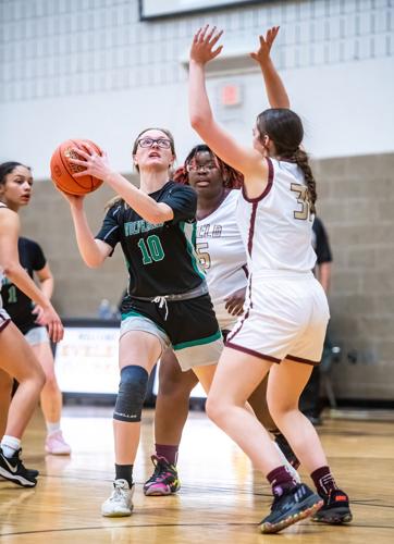 Wolverines take home opener over Hunters, 69-30 | Featured ...