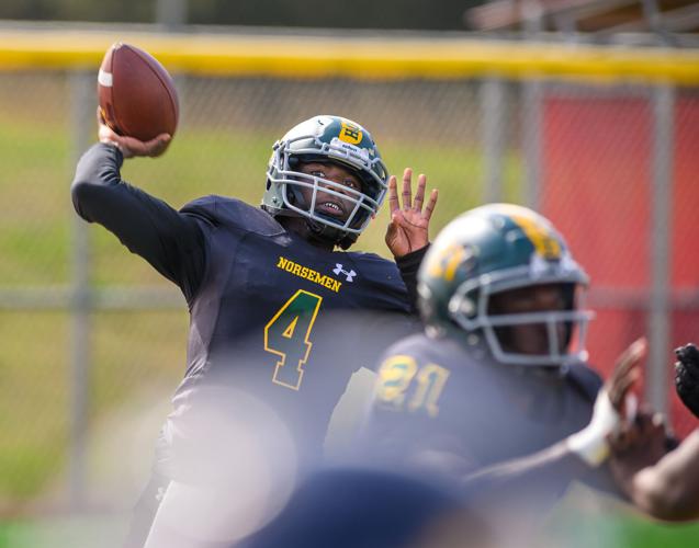 Mesabi Range-Rochester Football | Gallery | mesabitribune.com