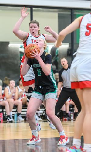 Wolverines battle Lumberjacks for section crown tonight in Duluth ...