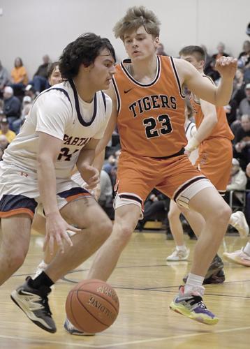 Tigers; speed is too much for Spartans | Sports | mesabitribune.com