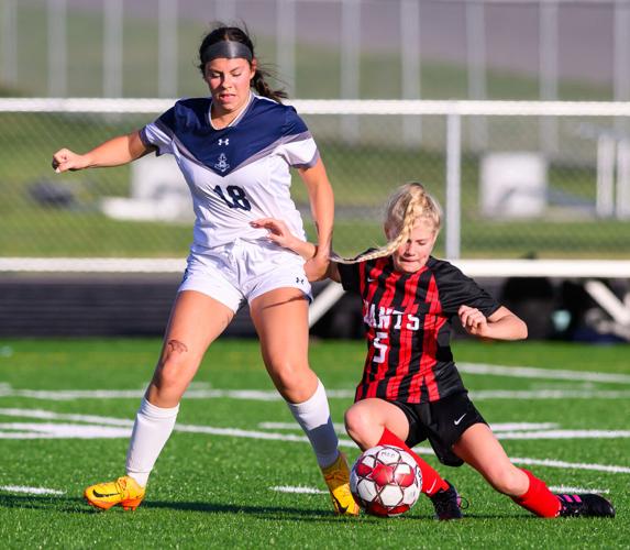 'Jackets soccer gets by Giants, 1-0 | Featured | mesabitribune.com