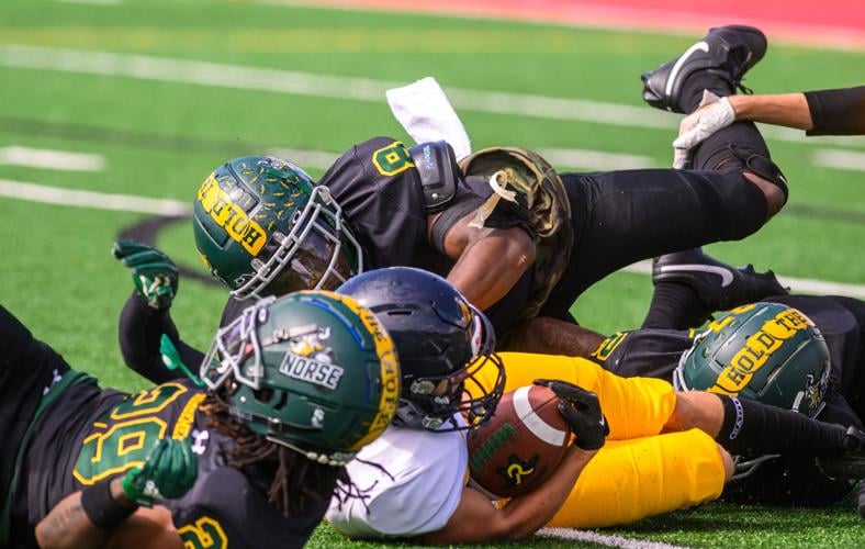 Mesabi Range-Rochester Football | Gallery | mesabitribune.com