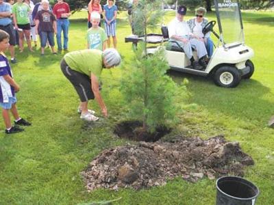 The ‘links’ of life | Local | mesabitribune.com