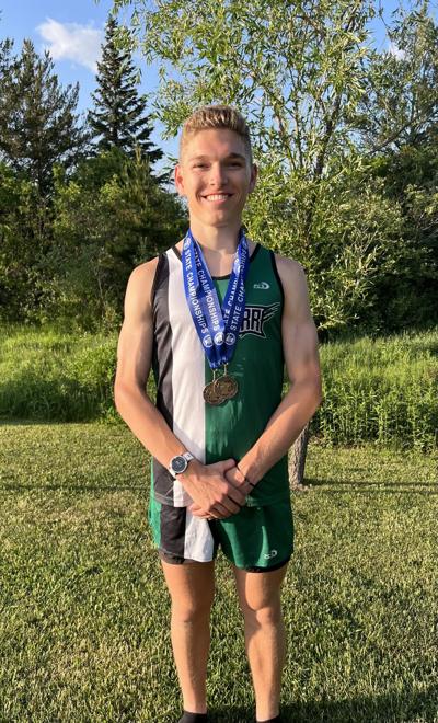 Stocke captures 1600m, 800m state titles | Featured | mesabitribune.com