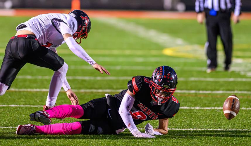 Mesabi East Section 7AA Quarterfinal Football | Gallery | mesabitribune.com