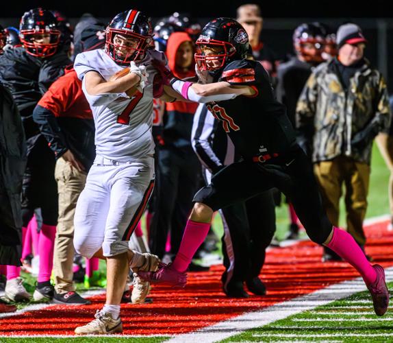 Mesabi East football rolls past Aitkin | Sports | mesabitribune.com