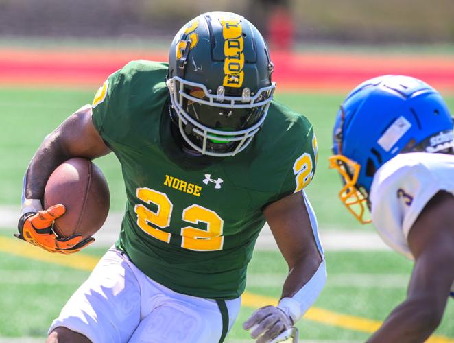 Mesabi Range-Vermilion Football | Gallery | mesabitribune.com