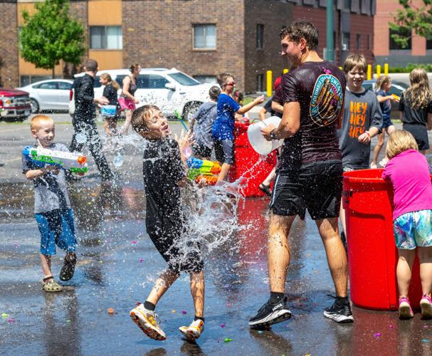 Water Fight | Gallery | mesabitribune.com