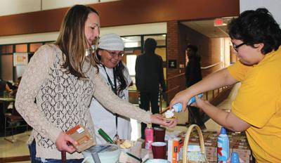 Students make Mesabi Range home for the holiday season | Local ...