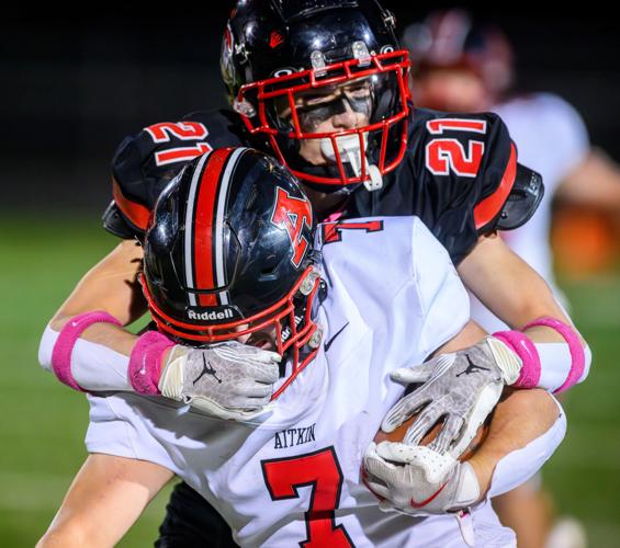 Mesabi East football rolls past Aitkin | Sports | mesabitribune.com