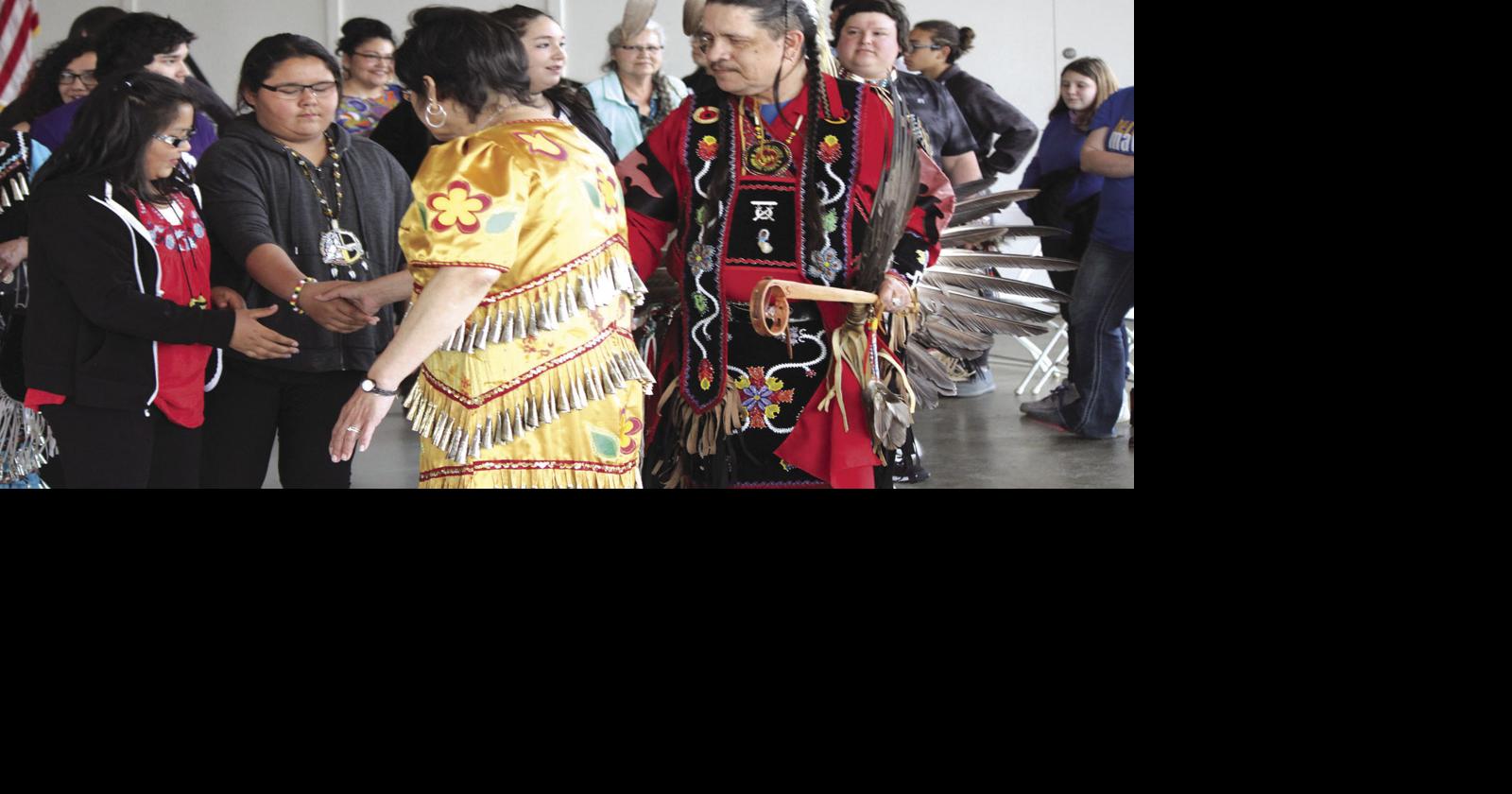 Pow Wow held to honor graduates | Archives | mesabitribune.com