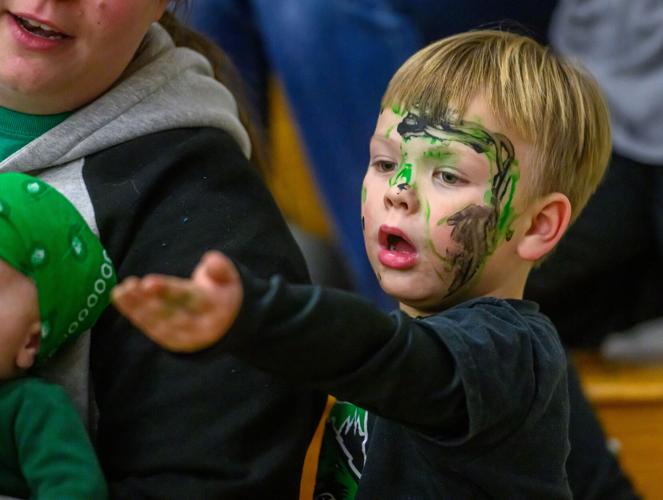 Rock Ridge downs Cloquet to win first ever section title, 58-41 ...